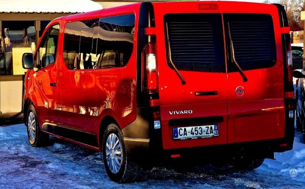 Red Opel Vivaro 2016 in Kretinga, with an engine capacity of 1.60 L and mileage of 189 thousand km for 12950 €, photo 9 on AUTOMOTO.COM.LV
