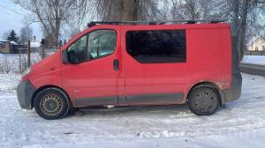 Red Opel Vivaro 2003 in Valka, with an engine capacity of 1.90 L and mileage of 380 thousand km for 1950 €, photo 2 on AUTOMOTO.COM.LV