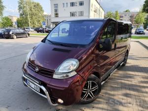 Sarkans Opel Vivaro 2004 Rēzekne, ar dzinēja tilpumu 2.50 L un nobraukumu 245 tūkst. km par 5350 €, foto 1 vietnē AUTOMOTO.COM.LV