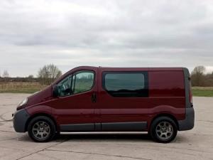 Sarkans Opel Vivaro 2004 Rīga, ar dzinēja tilpumu 1.90 L un nobraukumu 320 tūkst. km par 3500 €, foto 4 vietnē AUTOMOTO.COM.LV