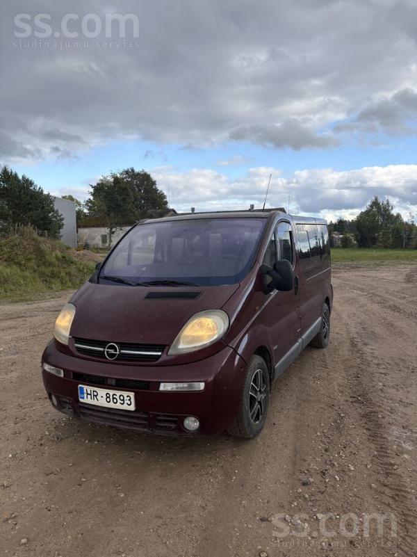 Sarkans Opel Vivaro 2004 Talsi, ar dzinēja tilpumu 2.50 L un nobraukumu 431 tūkst. km par 3200 €, foto 1 vietnē AUTOMOTO.COM.LV