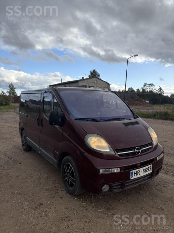 Sarkans Opel Vivaro 2004 Talsi, ar dzinēja tilpumu 2.50 L un nobraukumu 431 tūkst. km par 3200 €, foto 3 vietnē AUTOMOTO.COM.LV
