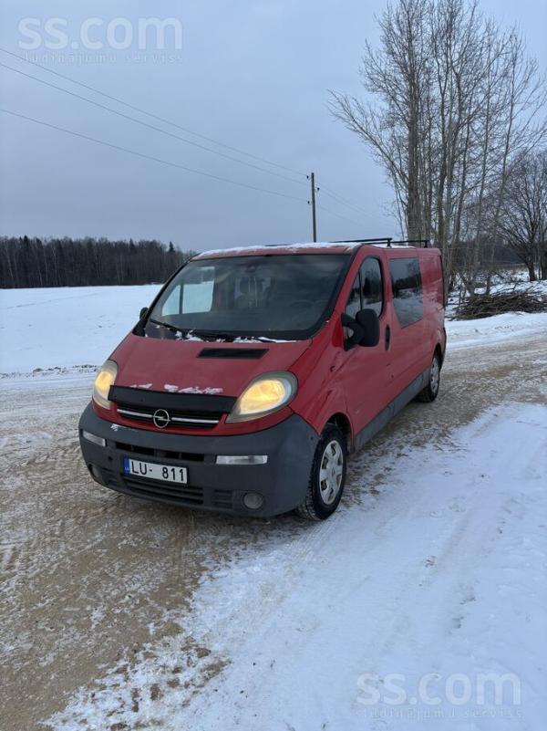 Red Opel Vivaro 2005 in Riga, with an engine capacity of 1.90 L and mileage of 343 thousand km for 3500 €, photo 1 on AUTOMOTO.COM.LV