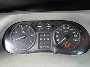 Sarkans Opel Vivaro 2005 Daugavpils, ar dzinēja tilpumu 1.90 L un nobraukumu 0 tūkst. km par 4590 €, foto 11 vietnē AUTOMOTO.COM.LV