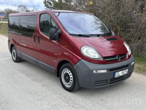 Sarkans Opel Vivaro 2006 Jēkabpils, ar dzinēja tilpumu 1.90 L un nobraukumu 305 tūkst. km par 5300 €, foto  vietnē AUTOMOTO.COM.LV