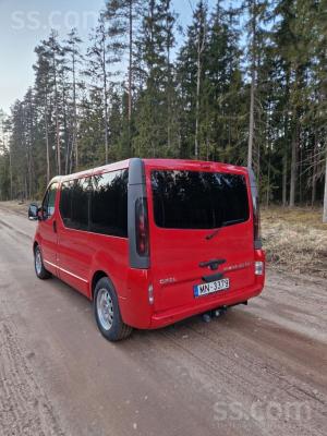 Sarkans Opel Vivaro 2006 Rīga, ar dzinēja tilpumu 2.40 L un nobraukumu 293 tūkst. km par 5000 €, foto 8 vietnē AUTOMOTO.COM.LV