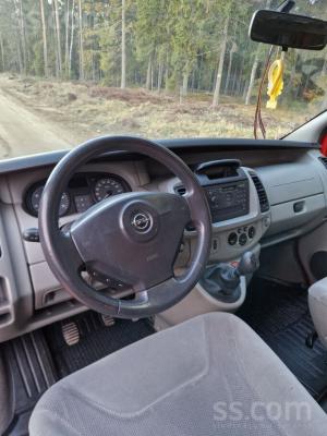 Sarkans Opel Vivaro 2006 Rīga, ar dzinēja tilpumu 2.40 L un nobraukumu 293 tūkst. km par 5000 €, foto 11 vietnē AUTOMOTO.COM.LV