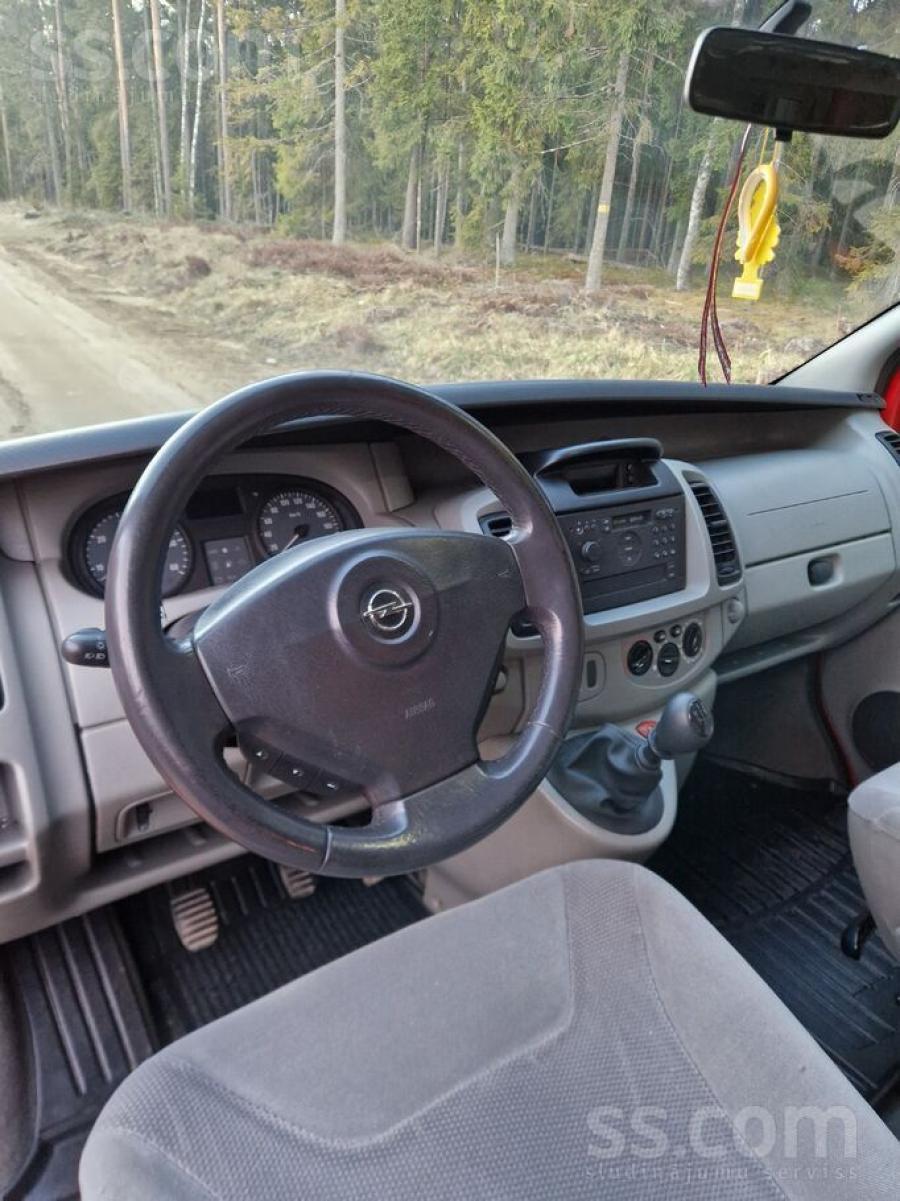 Sarkans Opel Vivaro 2006 Rīga, ar dzinēja tilpumu 2.40 L un nobraukumu 293 tūkst. km par 5000 €, foto 11 vietnē AUTOMOTO.COM.LV