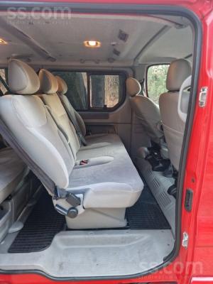 Sarkans Opel Vivaro 2006 Rīga, ar dzinēja tilpumu 2.40 L un nobraukumu 293 tūkst. km par 5000 €, foto 14 vietnē AUTOMOTO.COM.LV