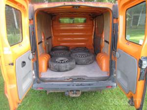Sarkans Opel Vivaro 2006 Ogre, ar dzinēja tilpumu 2.50 L un nobraukumu 248 tūkst. km par 3500 €, foto 10 vietnē AUTOMOTO.COM.LV