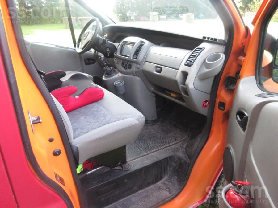 Sarkans Opel Vivaro 2006 Ogre, ar dzinēja tilpumu 2.50 L un nobraukumu 248 tūkst. km par 3500 €, foto 12 vietnē AUTOMOTO.COM.LV