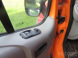 Sarkans Opel Vivaro 2006 Ogre, ar dzinēja tilpumu 2.50 L un nobraukumu 248 tūkst. km par 3500 €, foto 13 vietnē AUTOMOTO.COM.LV