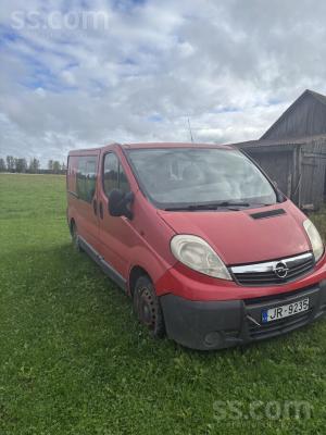 Sarkans Opel Vivaro 2006 Preiļi, ar dzinēja tilpumu 2.50 L un nobraukumu 36 tūkst. km par 1650 €, foto  vietnē AUTOMOTO.COM.LV