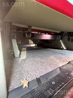 Red Opel Vivaro 2007 in Riga, with an engine capacity of 2.00 L and mileage of 0 thousand km for 6500 €, photo 17 on AUTOMOTO.COM.LV
