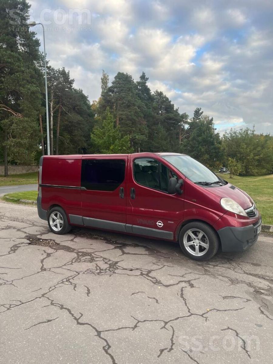 Sarkans Opel Vivaro 2008 Rīga, ar dzinēja tilpumu 2.00 L un nobraukumu 450 tūkst. km par 4050 €, foto 4 vietnē AUTOMOTO.COM.LV