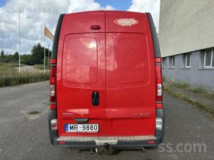 Sarkans Opel Vivaro 2010 Liepāja, ar dzinēja tilpumu 2.00 L un nobraukumu 382 tūkst. km par 5100 €, foto 5 vietnē AUTOMOTO.COM.LV