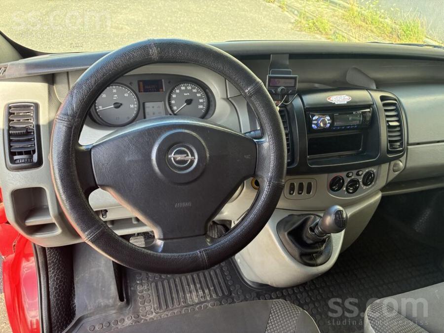 Sarkans Opel Vivaro 2010 Liepāja, ar dzinēja tilpumu 2.00 L un nobraukumu 382 tūkst. km par 5100 €, foto 11 vietnē AUTOMOTO.COM.LV