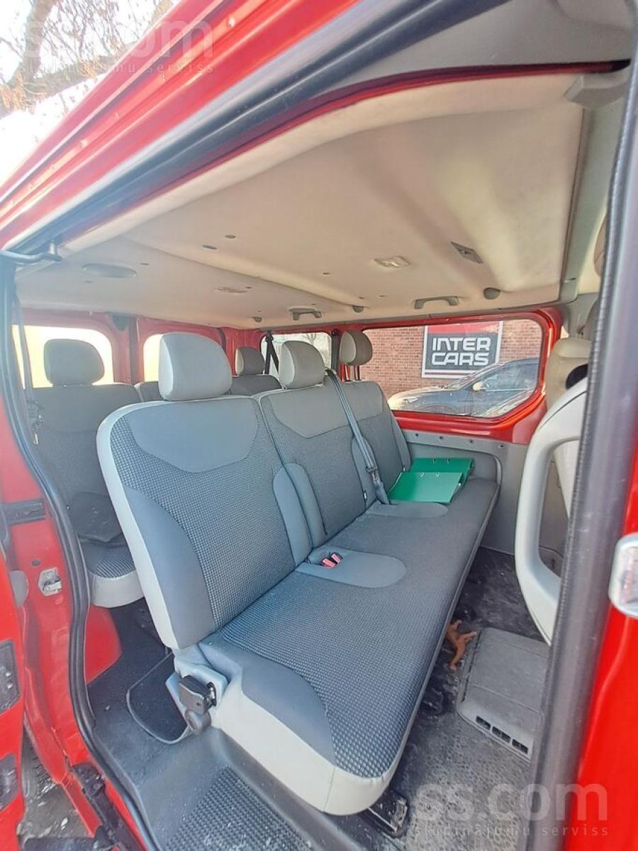 Sarkans Opel Vivaro 2011 Liepāja, ar dzinēja tilpumu 2.00 L un nobraukumu 248 tūkst. km par 7000 €, foto 7 vietnē AUTOMOTO.COM.LV