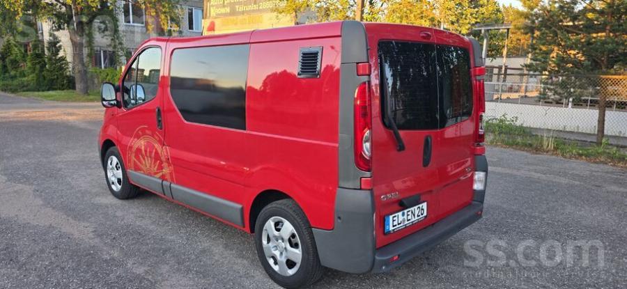 Red Opel Vivaro 2012 in Valmiera, with an engine capacity of 2.00 L and mileage of 233 thousand km for 6200 €, photo 7 on AUTOMOTO.COM.LV