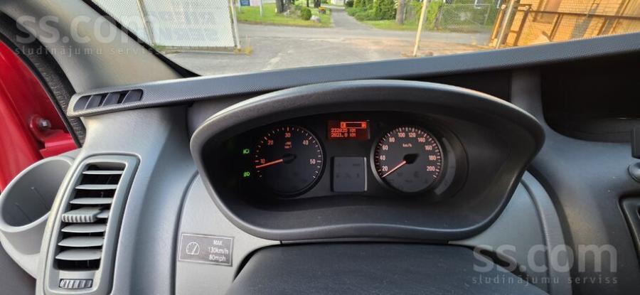 Red Opel Vivaro 2012 in Valmiera, with an engine capacity of 2.00 L and mileage of 233 thousand km for 6200 €, photo 16 on AUTOMOTO.COM.LV