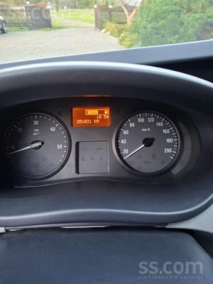 Sarkans Opel Vivaro 2013 Rīga, ar dzinēja tilpumu 2.00 L un nobraukumu 281 tūkst. km par 9578 €, foto 10 vietnē AUTOMOTO.COM.LV