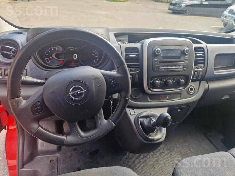 Красный Опель Виваро 2015 в Рига, объемом двигателя 1.60 л и пробегом 121 тыс. км за 10500 €, фото 4 на AUTOMOTO.COM.LV
