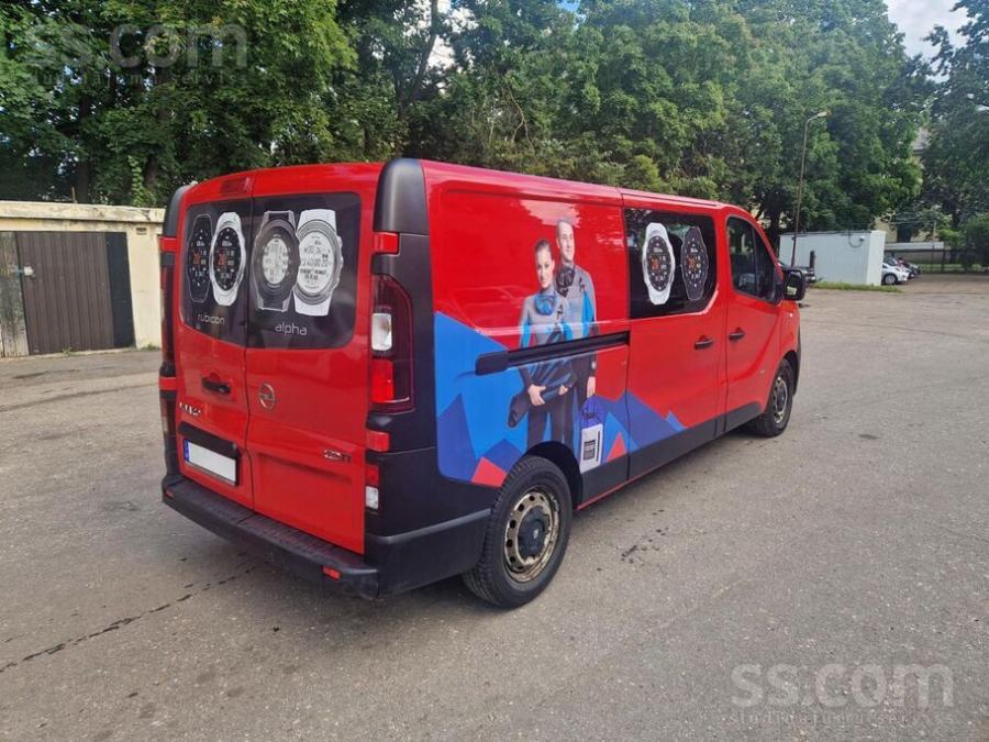 Red Opel Vivaro 2015 in Riga, with an engine capacity of 1.60 L and mileage of 121 thousand km for 10500 €, photo 4 on AUTOMOTO.COM.LV