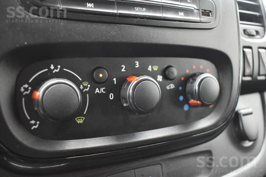 Red Opel Vivaro 2016 in Kuldiga, with an engine capacity of 1.60 L and mileage of 0 thousand km for 10990 €, photo 11 on AUTOMOTO.COM.LV