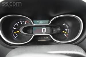 Red Opel Vivaro 2016 in Kuldiga, with an engine capacity of 1.60 L and mileage of 0 thousand km for 10990 €, photo 15 on AUTOMOTO.COM.LV