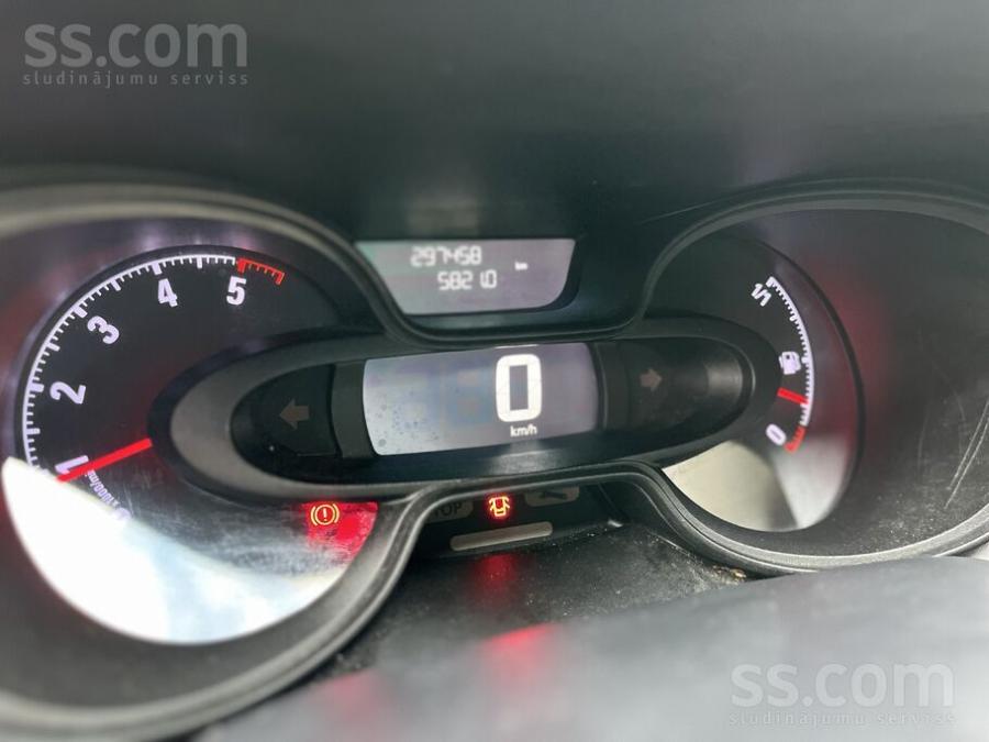 Sarkans Opel Vivaro 2017 Tukums, ar dzinēja tilpumu 1.60 L un nobraukumu 298 tūkst. km par 8100 €, foto 12 vietnē AUTOMOTO.COM.LV