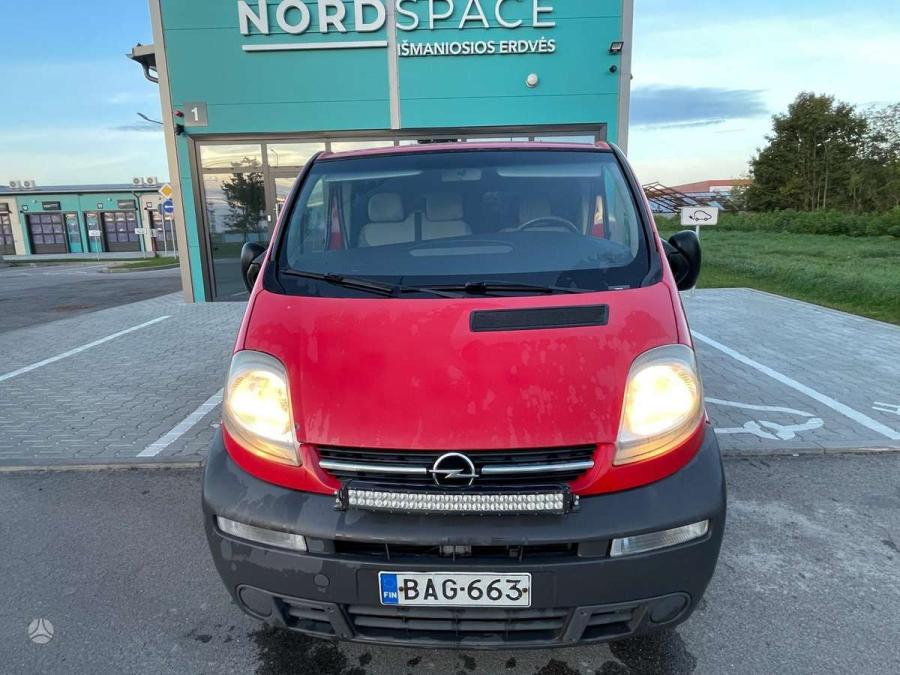 Sarkans Opel Vivaro 2004 Panevēža, ar dzinēja tilpumu 2.46 L un nobraukumu 322 tūkst. km par 3750 €, foto 14 vietnē AUTOMOTO.COM.LV