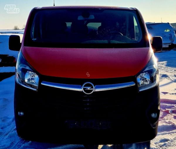 Red Opel Vivaro 2016 in Kretinga, with an engine capacity of 1.60 L and mileage of 189 thousand km for 12950 €, photo 2 on AUTOMOTO.COM.LV