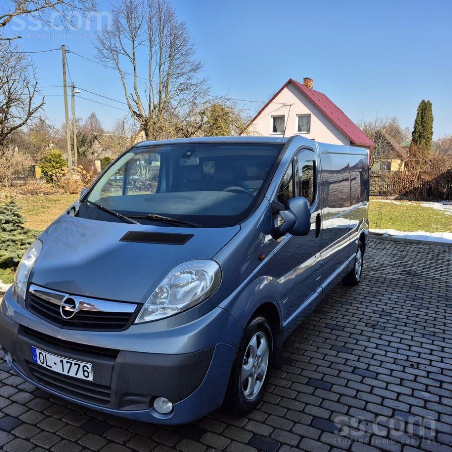 Opel Vivaro 2007 Rīga, ar dzinēja tilpumu 2.50 L un nobraukumu 356 tūkst. km par 4950 €, foto 1 vietnē AUTOMOTO.COM.LV