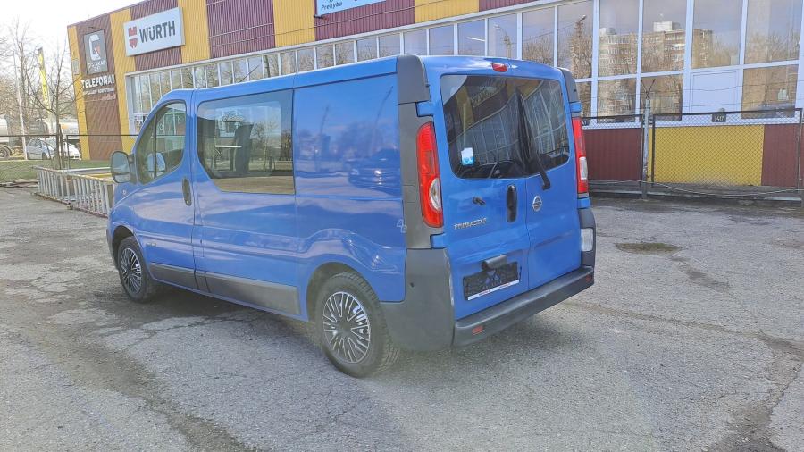 Opel Vivaro 2008 in Vilnius, with an engine capacity of 2.00 L and mileage of 313 thousand km for 5500 €, photo 5 on AUTOMOTO.COM.LV