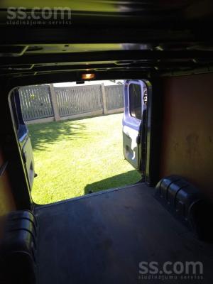 Violets Opel Vivaro 2006 Alūksne, ar dzinēja tilpumu 1.90 L un nobraukumu 261 tūkst. km par 3800 €, foto 11 vietnē AUTOMOTO.COM.LV