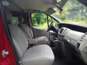 Violet Opel Vivaro 2007 in Vilnius, with an engine capacity of 2.50 L and mileage of 275 thousand km for 5499 €, photo 9 on AUTOMOTO.COM.LV