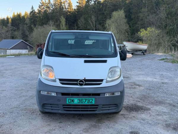 Balts Opel Vivaro 2002 Jonava, ar dzinēja tilpumu 1.87 L un nobraukumu 250 tūkst. km par 1200 €, foto 4 vietnē AUTOMOTO.COM.LV
