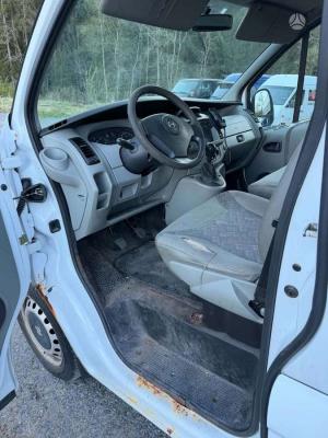 Balts Opel Vivaro 2002 Jonava, ar dzinēja tilpumu 1.87 L un nobraukumu 250 tūkst. km par 1200 €, foto 7 vietnē AUTOMOTO.COM.LV