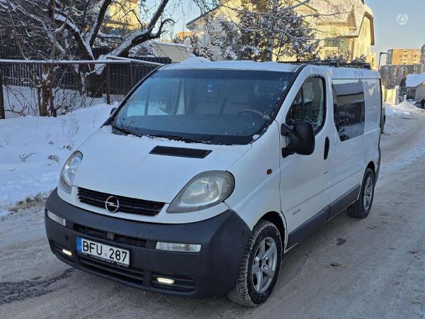 White Opel Vivaro 2004 in Vilnius, with an engine capacity of 1.90 L and mileage of 301 thousand km for 2200 €, photo 1 on AUTOMOTO.COM.LV