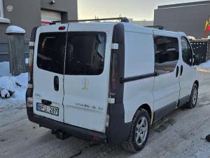 White Opel Vivaro 2004 in Vilnius, with an engine capacity of 1.90 L and mileage of 301 thousand km for 2200 €, photo 3 on AUTOMOTO.COM.LV