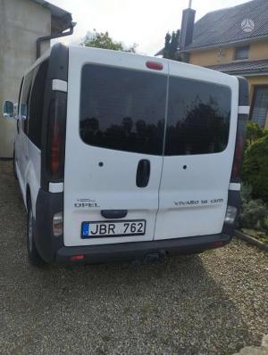 White Opel Vivaro 2004 in Radviliskis, with an engine capacity of 1.90 L and mileage of 387 thousand km for 2700 €, photo 12 on AUTOMOTO.COM.LV