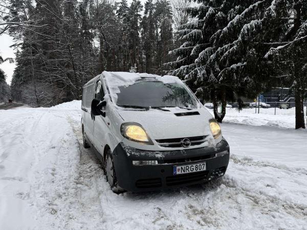 Balts Opel Vivaro 2005 Viļņa, ar dzinēja tilpumu 1.90 L un nobraukumu 400 tūkst. km par 1650 €, foto 7 vietnē AUTOMOTO.COM.LV