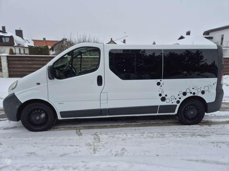 Balts Opel Vivaro 2005 Marijampole, ar dzinēja tilpumu 1.90 L un nobraukumu 265 tūkst. km par 6150 €, foto 1 vietnē AUTOMOTO.COM.LV