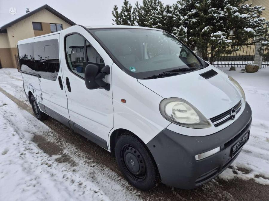 Balts Opel Vivaro 2005 Marijampole, ar dzinēja tilpumu 1.90 L un nobraukumu 265 tūkst. km par 6150 €, foto 6 vietnē AUTOMOTO.COM.LV
