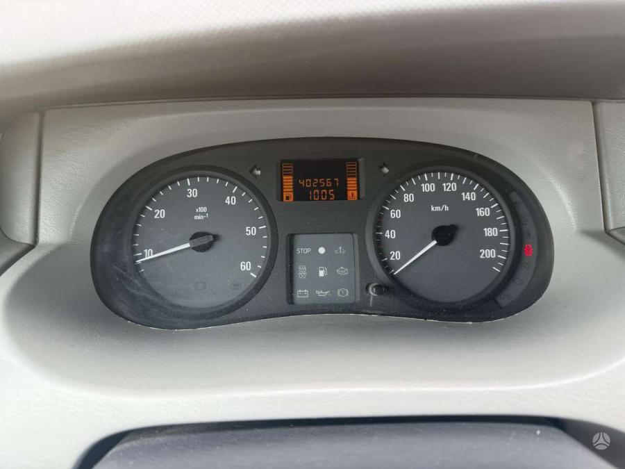 Белый Опель Виваро 2005 в Клайпеда, объемом двигателя 1.87 л и пробегом 402 тыс. км за 1800 €, фото 10 на AUTOMOTO.COM.LV