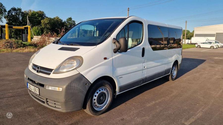 Balts Opel Vivaro 2005 Kauņa, ar dzinēja tilpumu 1.87 L un nobraukumu 408 tūkst. km par 3300 €, foto 7 vietnē AUTOMOTO.COM.LV