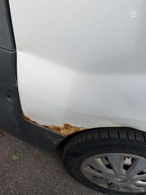 Balts Opel Vivaro 2006 Viļņa, ar dzinēja tilpumu 1.90 L un nobraukumu 341 tūkst. km par 3100 €, foto 7 vietnē AUTOMOTO.COM.LV