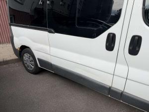 Balts Opel Vivaro 2006 Viļņa, ar dzinēja tilpumu 1.90 L un nobraukumu 341 tūkst. km par 3100 €, foto 8 vietnē AUTOMOTO.COM.LV