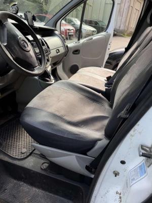 Balts Opel Vivaro 2006 Viļņa, ar dzinēja tilpumu 1.90 L un nobraukumu 341 tūkst. km par 3100 €, foto 11 vietnē AUTOMOTO.COM.LV