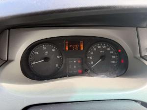 Balts Opel Vivaro 2006 Viļņa, ar dzinēja tilpumu 1.90 L un nobraukumu 341 tūkst. km par 3100 €, foto 17 vietnē AUTOMOTO.COM.LV